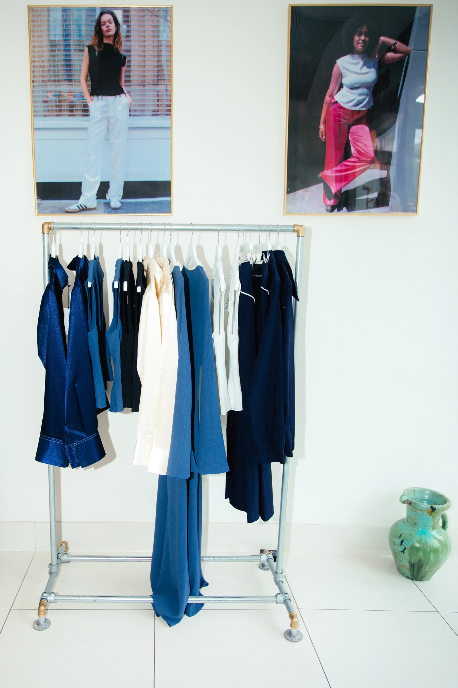 No Emotions X Staise Pop-Up